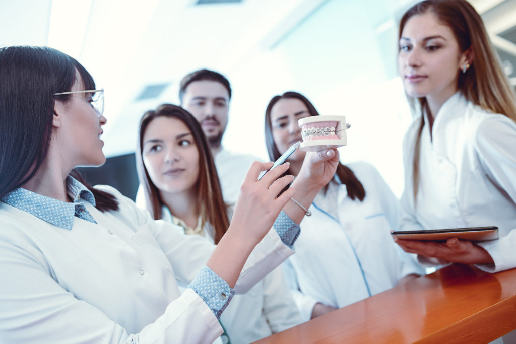 How Long Does A Dental Assistant Course Take Meridian College